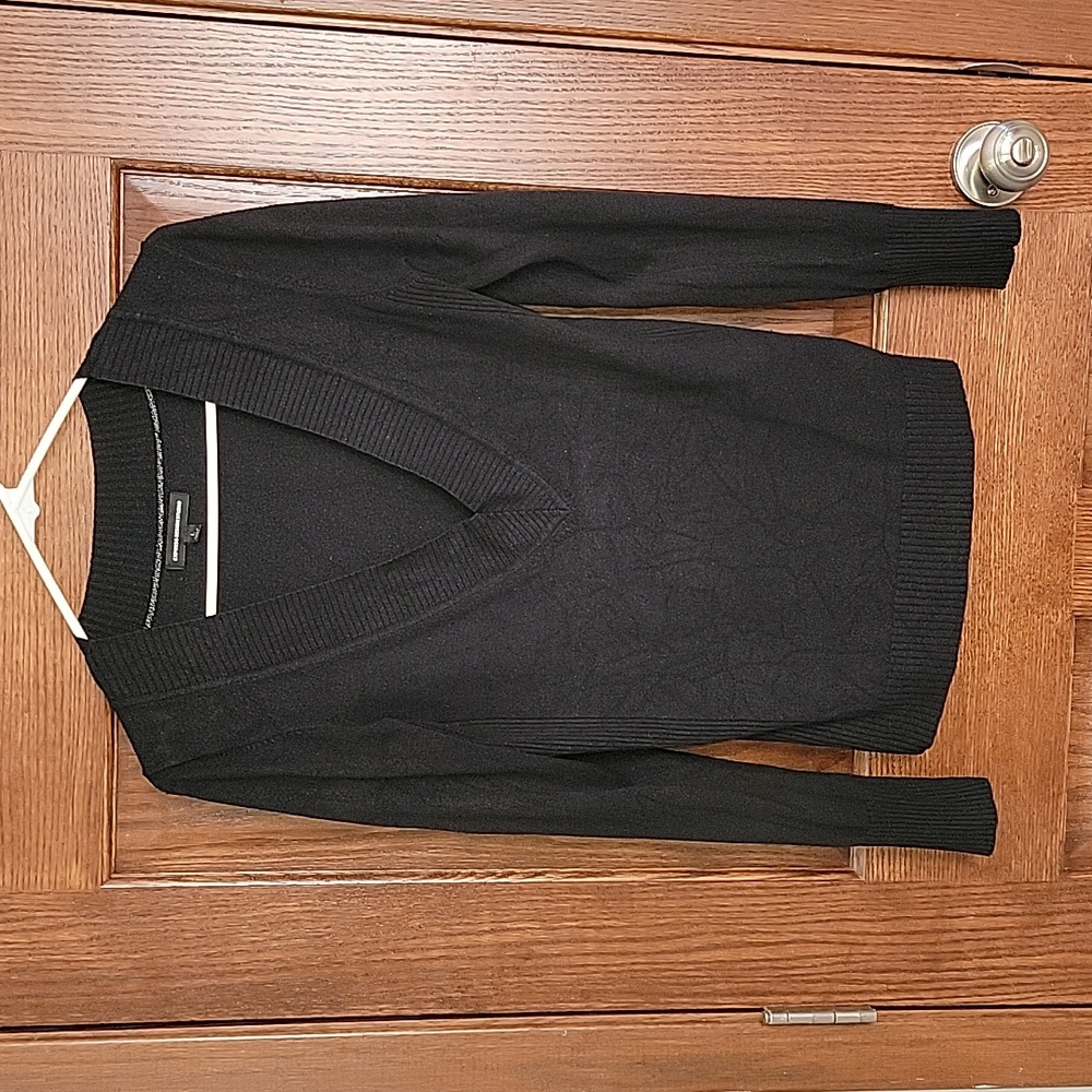 Express Black V-Neck Shirt - Gem